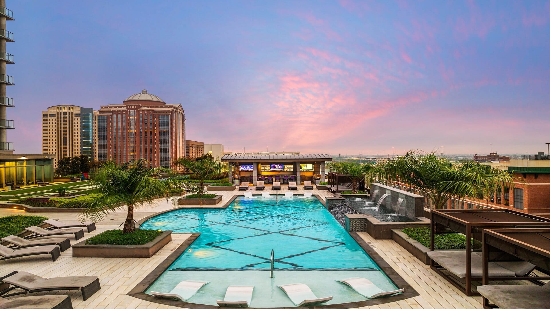 Luxury Downtown Houston Apartments with 3 Bedroom Floorplans to Rent in 2025